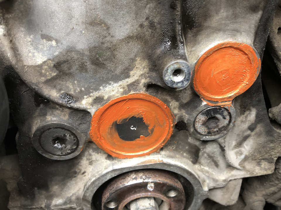 Замена запорных крышек (форточек), приводного ремня, ролика натяжителя ...