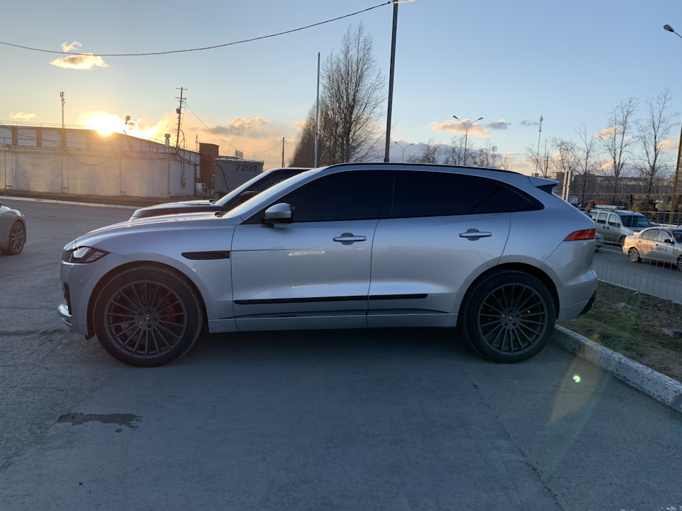 Новое лобовое + колодки — Jaguar F-Pace, 3 л, 2016 года | визит на ...