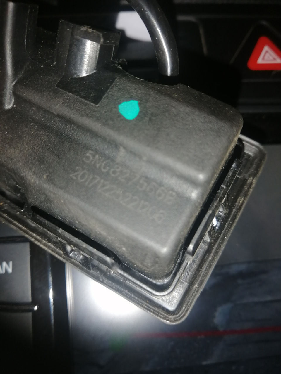 !SOS! — Volkswagen Golf Plus, 1,6 л, 2012 года | аксессуары | DRIVE2