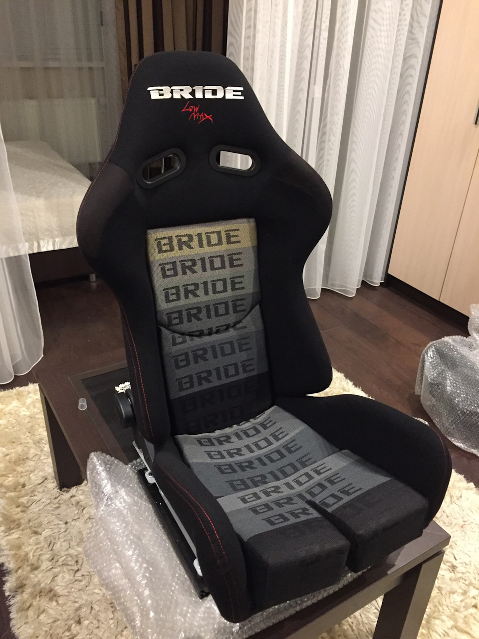 Спортивные сиденья полу ковши BRIDE LOW MAX в Москвич 2141 Святогор ...
