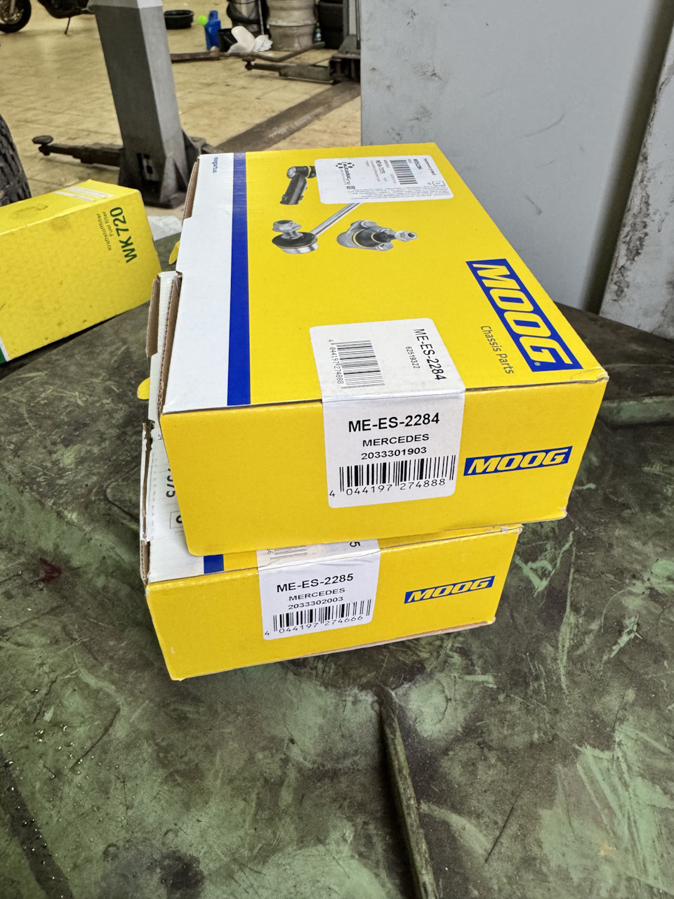 Замена рулевых наконечников и топливного фильтра — Mercedes-Benz C ...