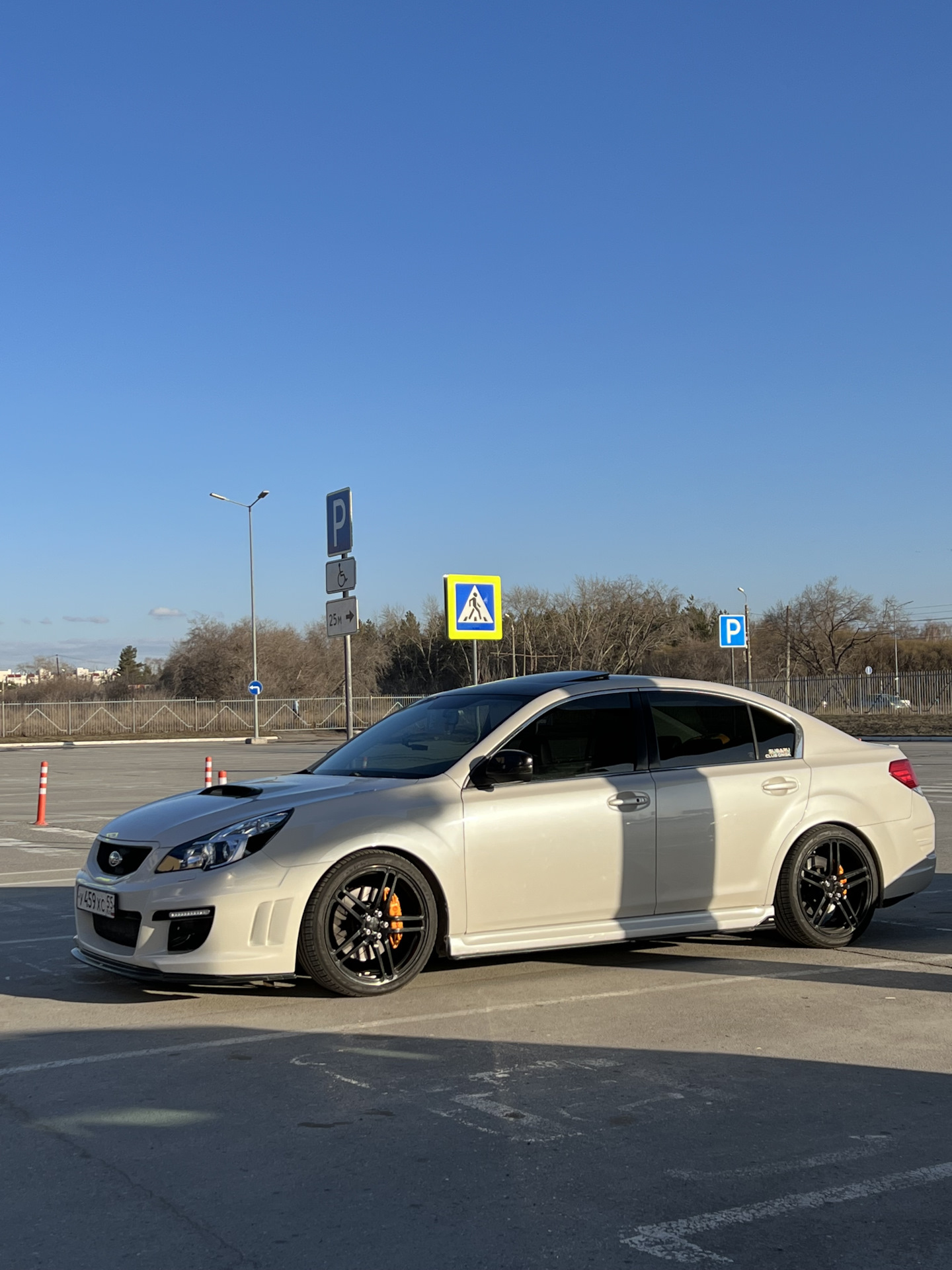 Диски Prodrive R19 рассмотрю продажу. Опциональная решетка на дореста ...