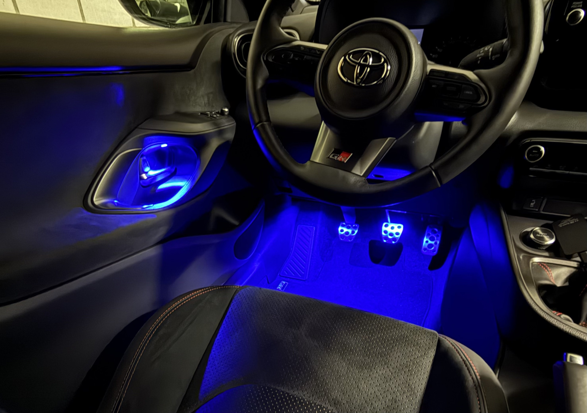 + Подсветка салона, часть 2 (Illuminated entry system / Footwell ...