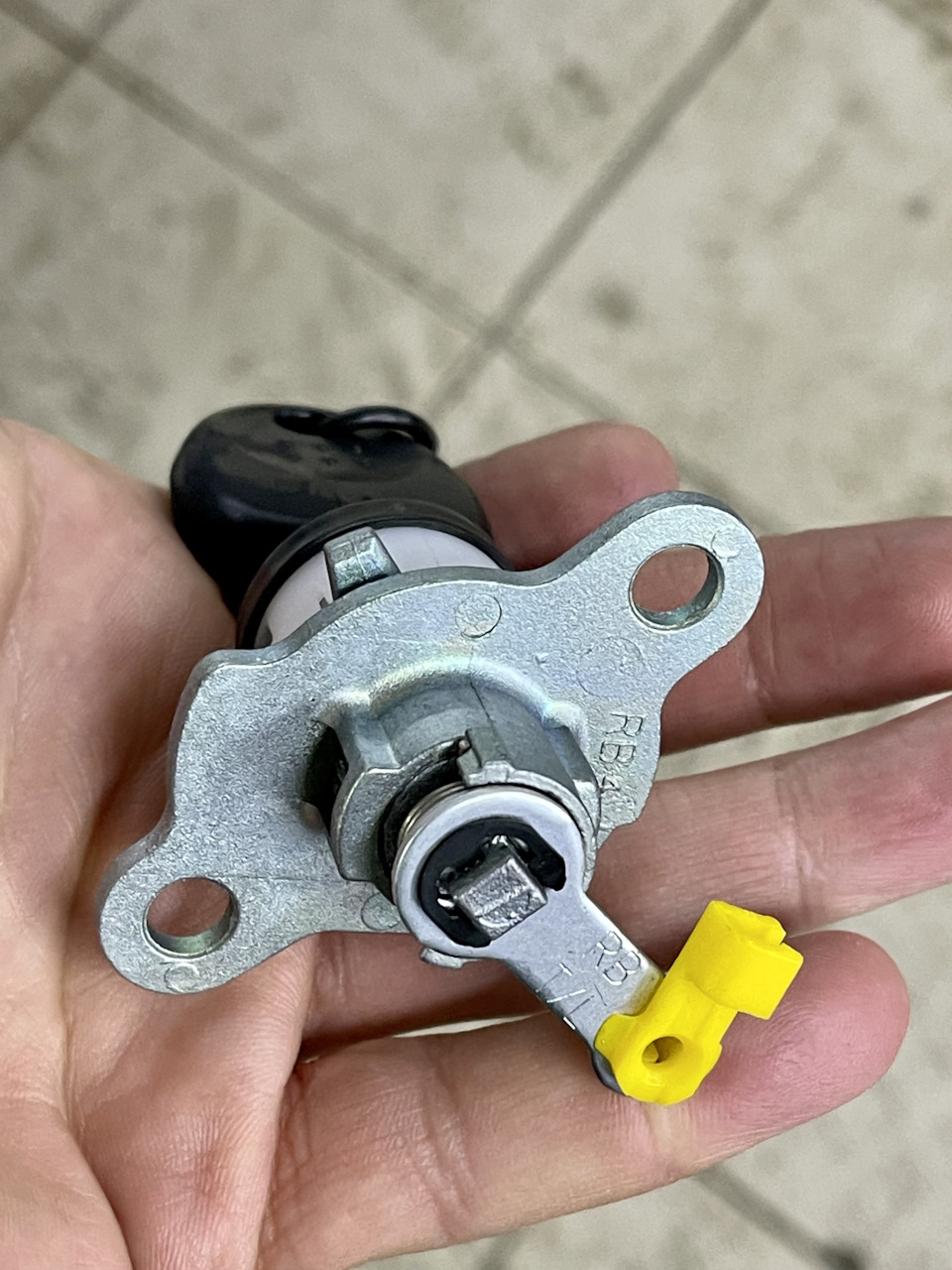 Обновки в багажник — KIA Rio (3G), 1,4 л, 2015 года | своими руками ...