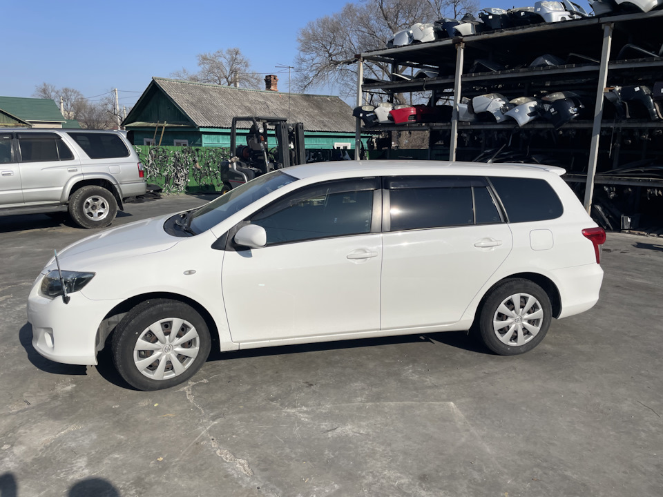 Пока просто фото) — Toyota Corolla Fielder (E140), 1,5 л, 2011 года | фотография | DRIVE2