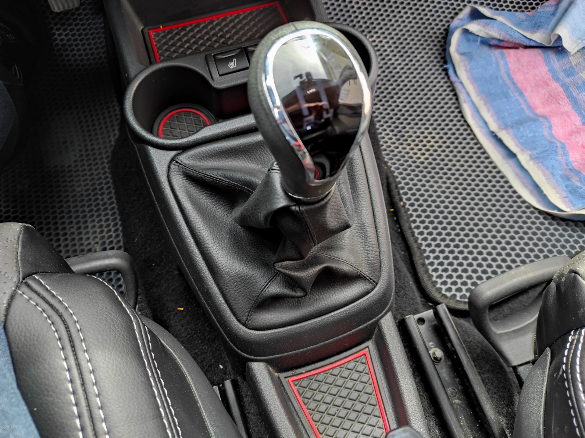 Ручка МКПП с подсветкой — Lada Гранта Cross, 1,6 л, 2019 года | тюнинг ...