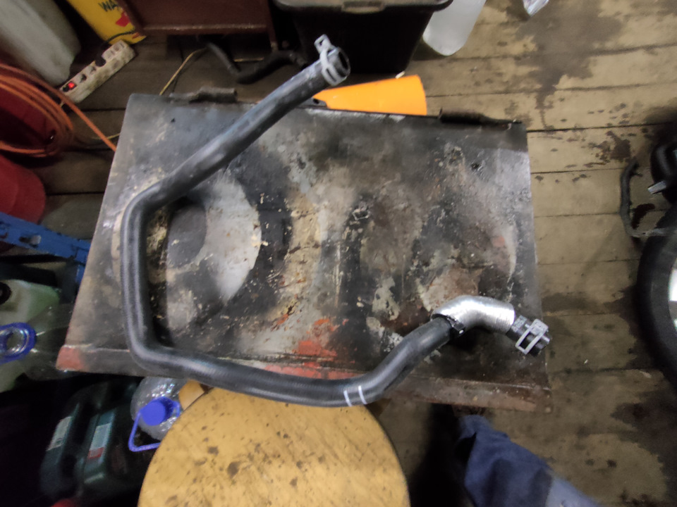 Замена всех патрубков системы охлаждения и сопутствующие проблемы ...