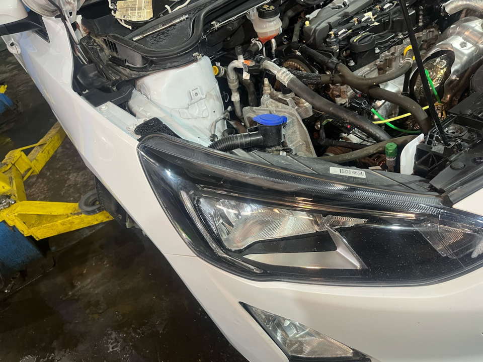 Замена ГРМ, воздушного фильтра + коды запчастей + фото работы — Ford ...