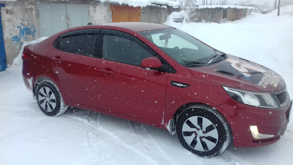 Замена подшипников в роликах и натяжителя — KIA Rio (3G), 1,4 л, 2012 ...