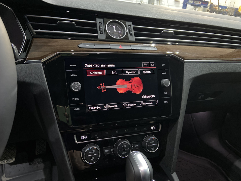 VW Passat B8. Dynaudio Confidence, Android NaviBox и Шумоизоляция ...