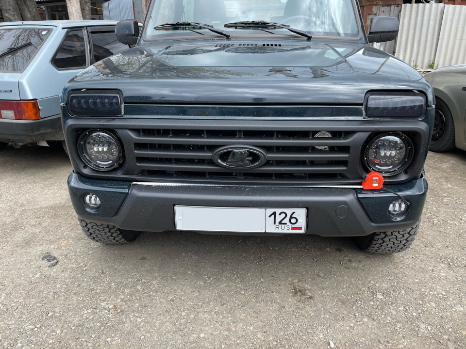 Установка светодиодной балки на ниву — Lada 4x4 3D, 1,7 л, 2023 года ...