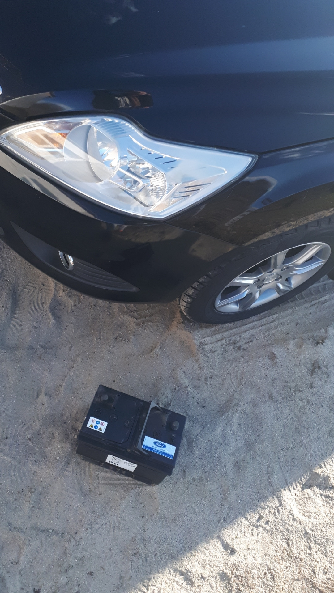 Аккомулятор — Ford Focus Wagon II, 1,6 л, 2009 года | электроника | DRIVE2