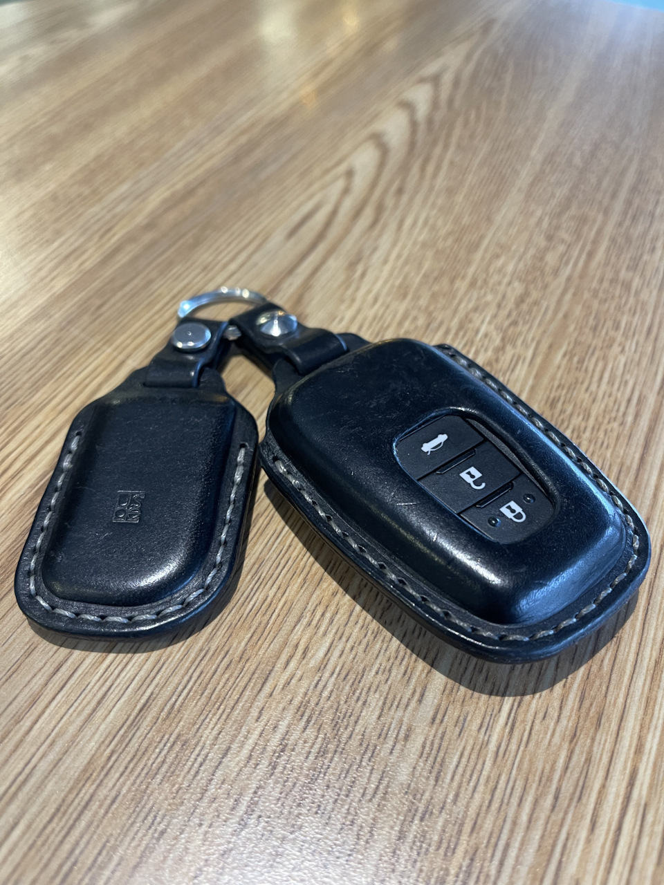 Чехлы для смарт ключа и метки — Toyota Camry (XV70), 2,5 л, 2021 года ...