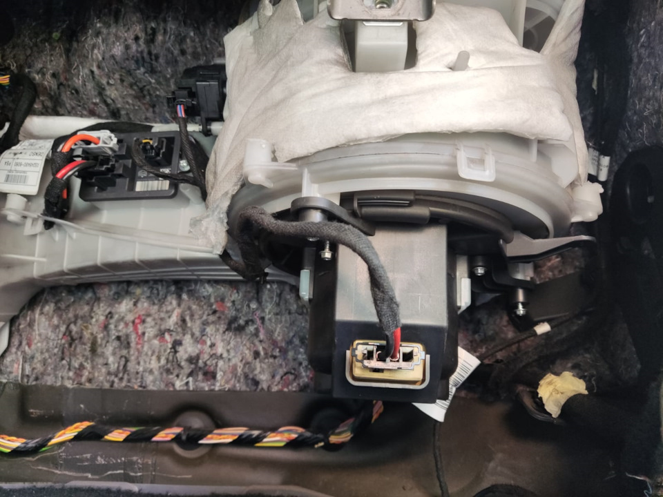 Мотор отопителя — Citroen Grand C4 Picasso (2G), 1,6 л, 2018 года ...