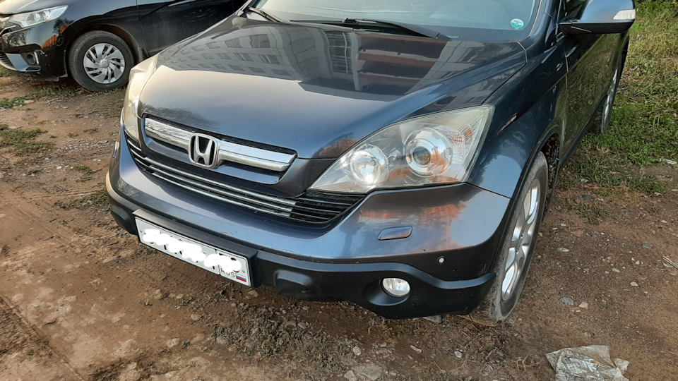Замена лампочек в габаритах и подсветке номера — Honda CR-V (RE), 2 л, 2007 года | электроника ...