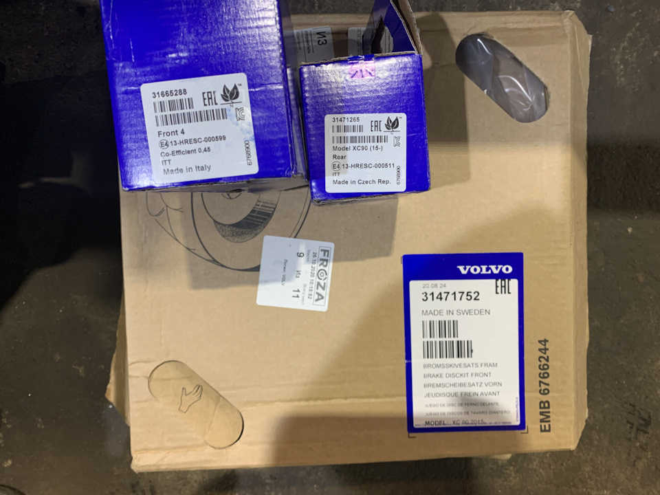 6 дисков плюс два комплекта колодок — Volvo XC90 (2G), 2 л, 2018 года ...