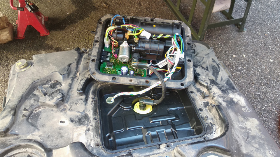 Ошибка P20E8 Reductant Pressure Too Low (Низкое давление раствора ...