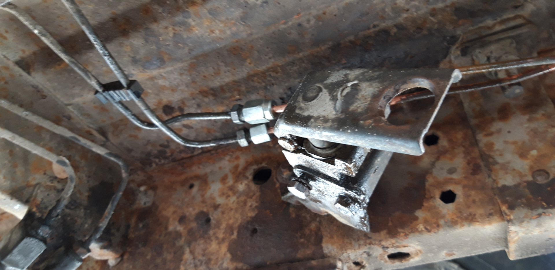 Колдун тормозов — Ford Transit (6G), 2 л, 2001 года | своими руками ...