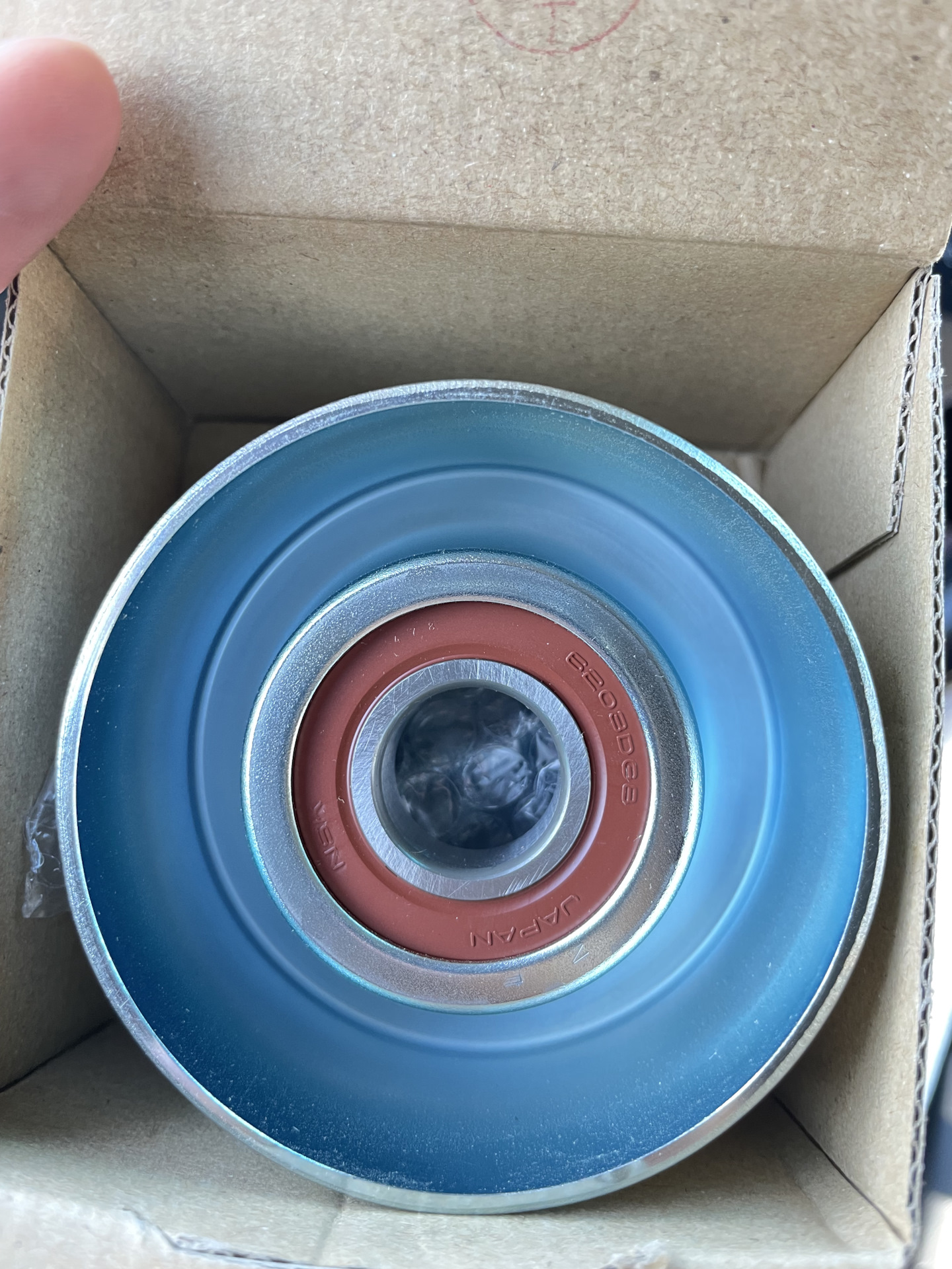 Замена ролика натяжителя — Toyota Land Cruiser Prado 150-series, 2,7 л ...