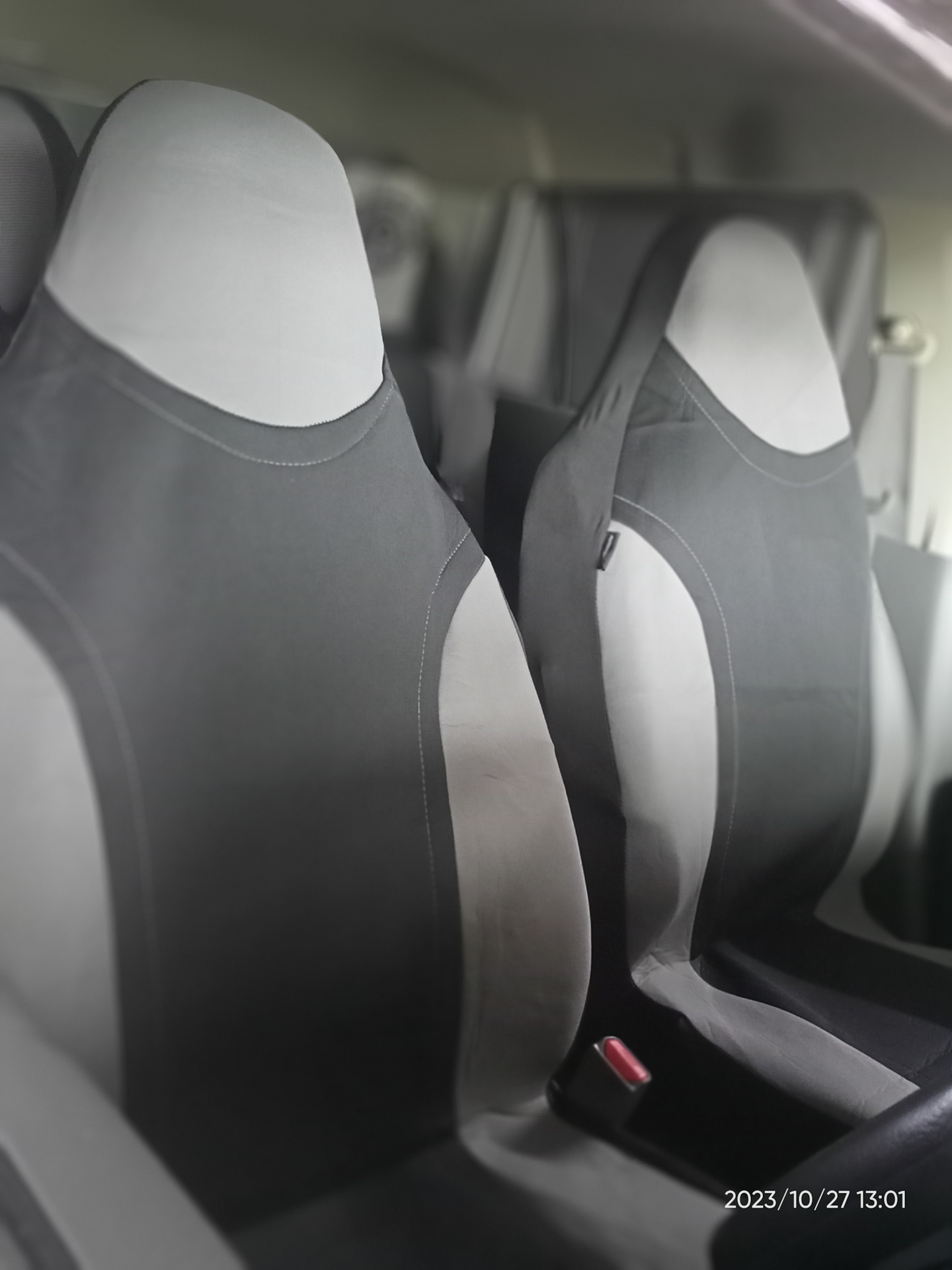 Купил новые чехлы на адэ — Nissan AD (Y12), 1,5 л, 2016 года | запчасти | DRIVE2