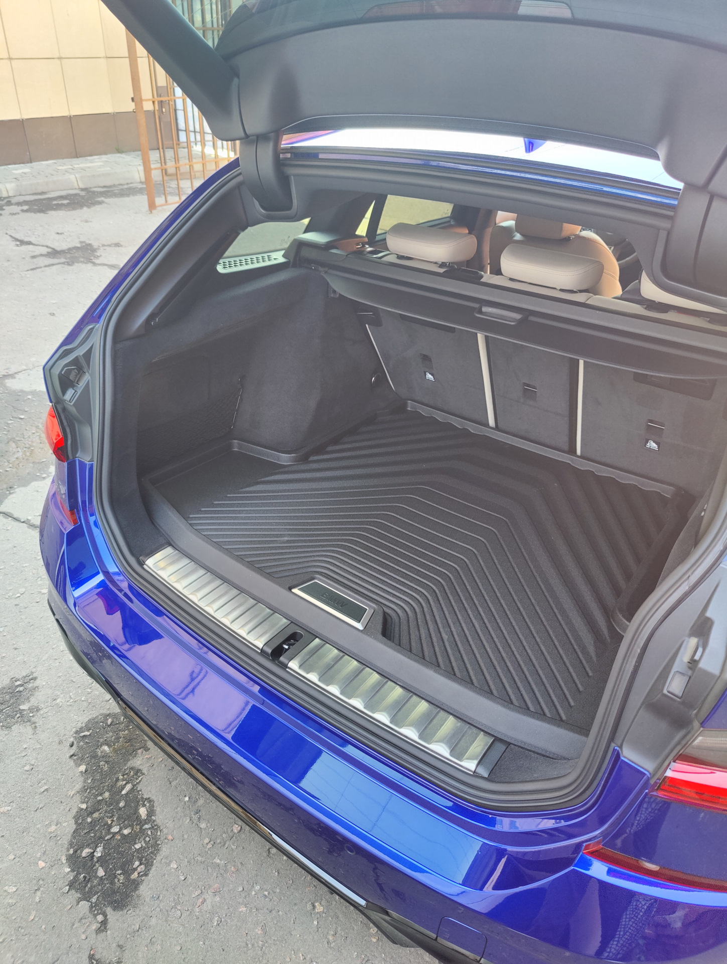 Немножко аксессуаров — BMW 3 series Touring (G21), 3 л, 2021 года ...