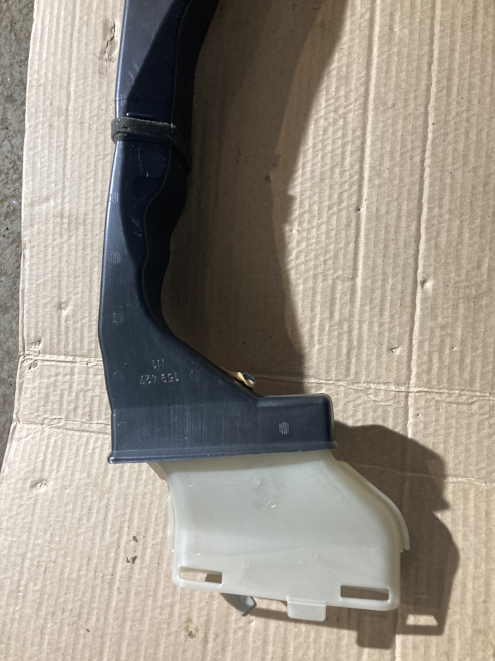 64229265350 Вентиляционная решетка, задн.часть салона BMW | Запчасти на ...