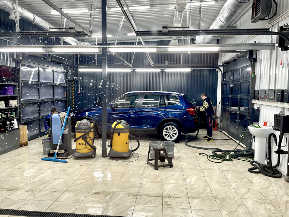 Замена задних колодок. Мелкие работы. — BMW X3 (F25), 2 л, 2014 года ...