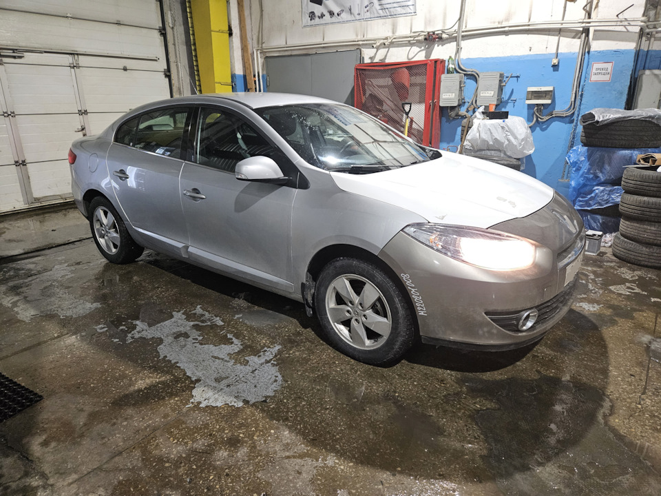 Замена передних пружин — Renault Fluence, 1,6 л, 2012 года | тюнинг ...