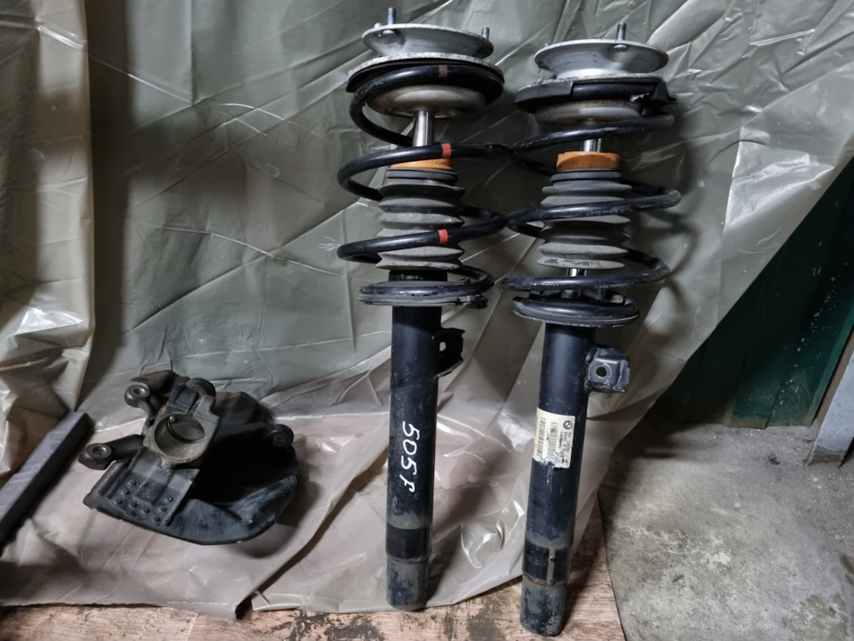 9. Подвесной, передние амортизаторы, пыльники рейки — BMW 3 series ...