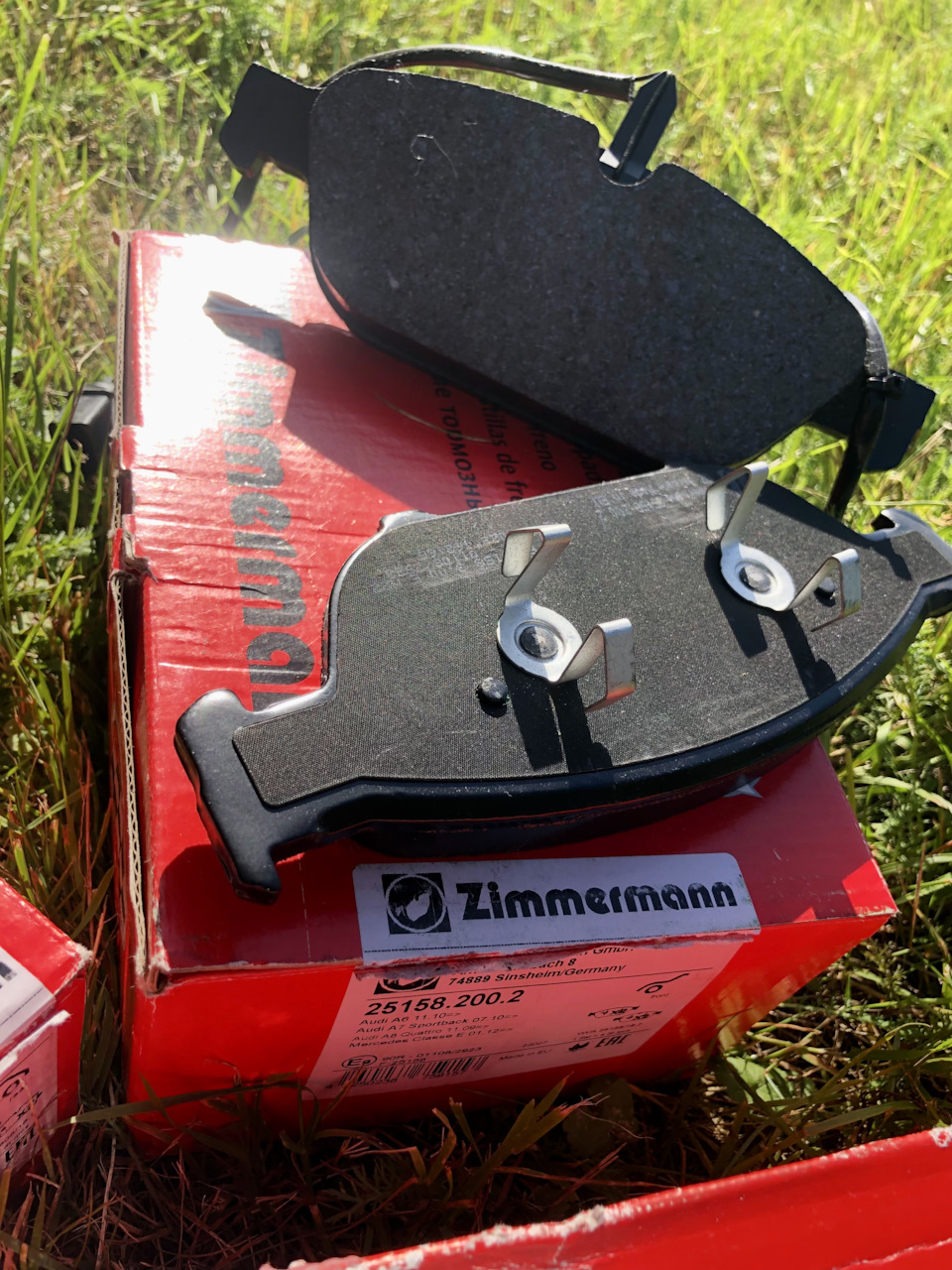 251582002 Комплект тормозных колодок, дисковый тормоз ZIMMERMANN ...