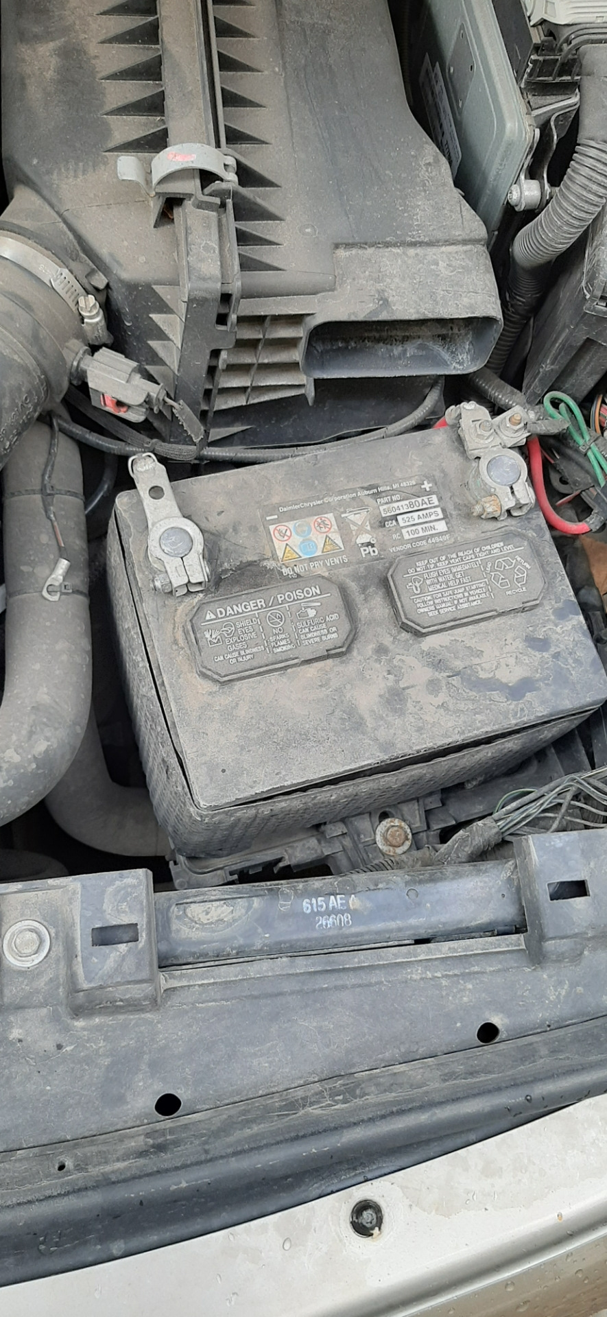 Замена АКБ (долгожителя) — Dodge Caliber, 1,8 л, 2008 года | расходники ...