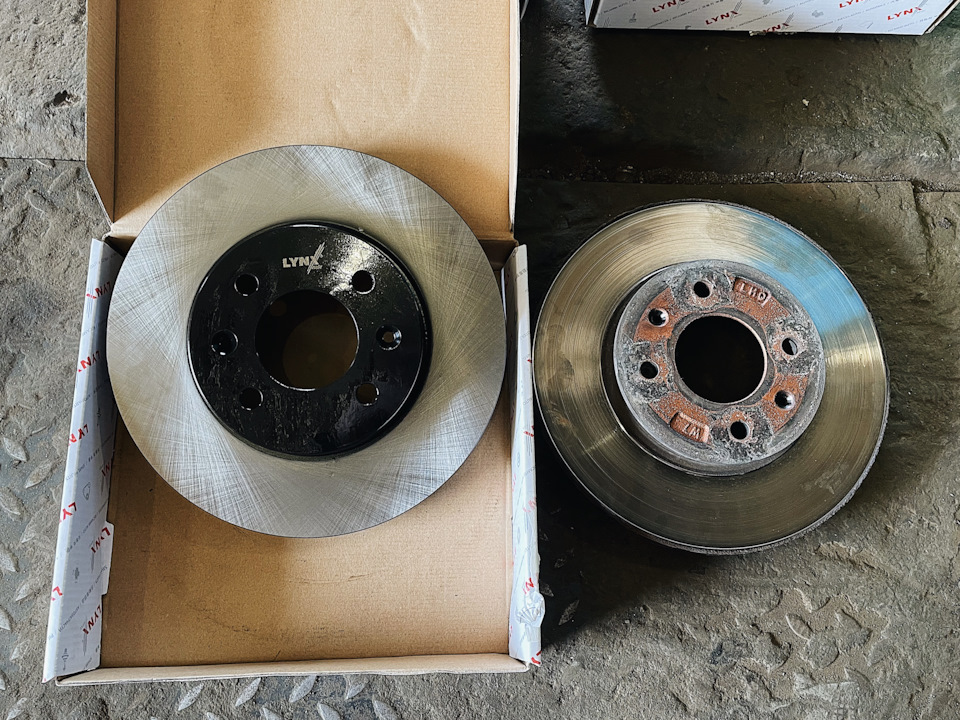 Поездка в сервис + шумоизоляция багажника — Hyundai Solaris (1G), 1,6 л ...