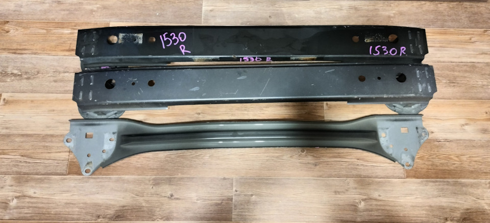 Ничего нового, просто задний усилитель бампера. — Toyota Vitz (130), 1 ...