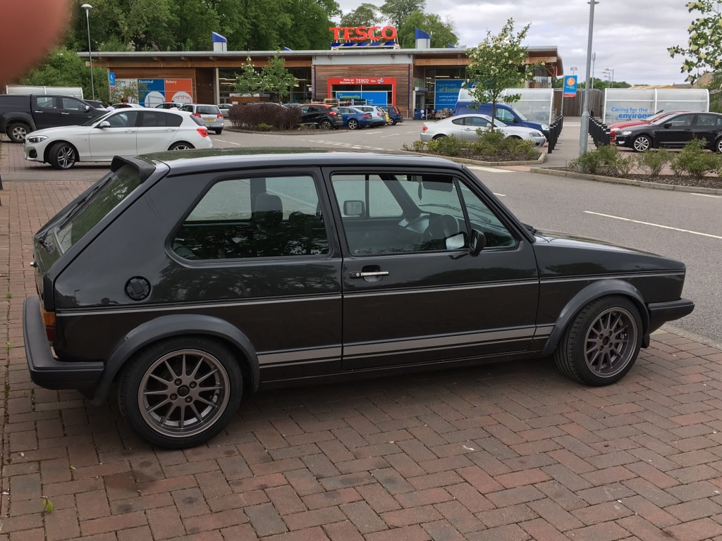 Ищется верхний спойлер на заднее стекло — Volkswagen Golf Mk1, 1,8 л ...