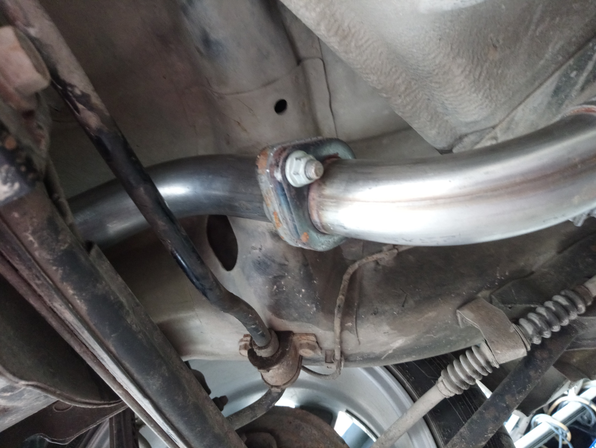 Выхлопная система — Chevrolet Lacetti 5D, 1,6 л, 2011 года | своими ...