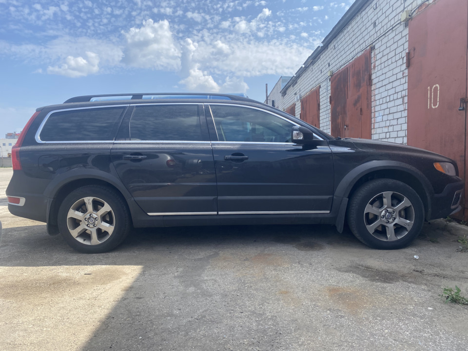 Замена задних пружин на Police и амортизаторов — Volvo XC70 III, 2,4 л ...