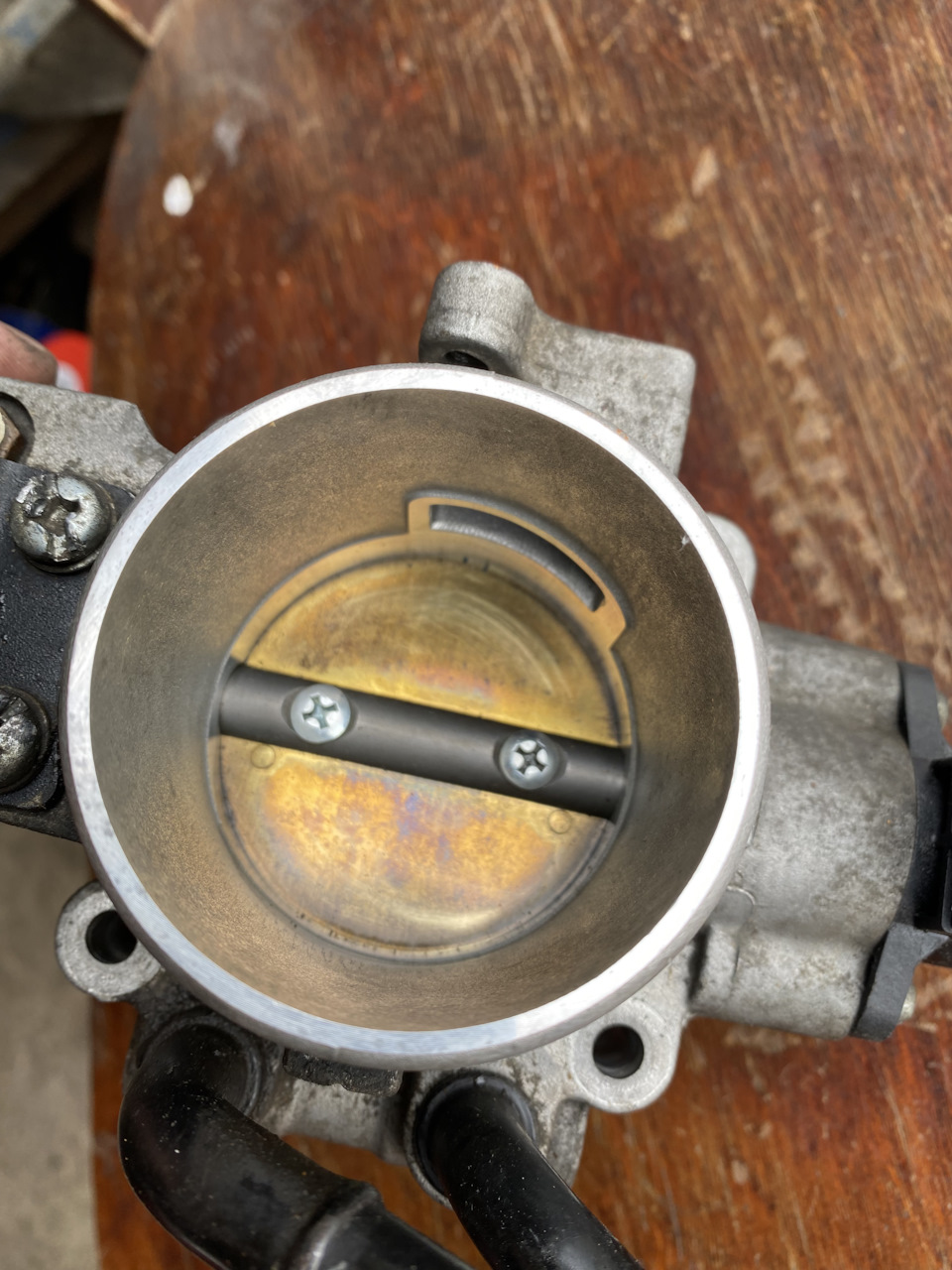 Замена клапана PCV. Чистка дроссельной заслонки. — Hyundai Elantra (4G ...