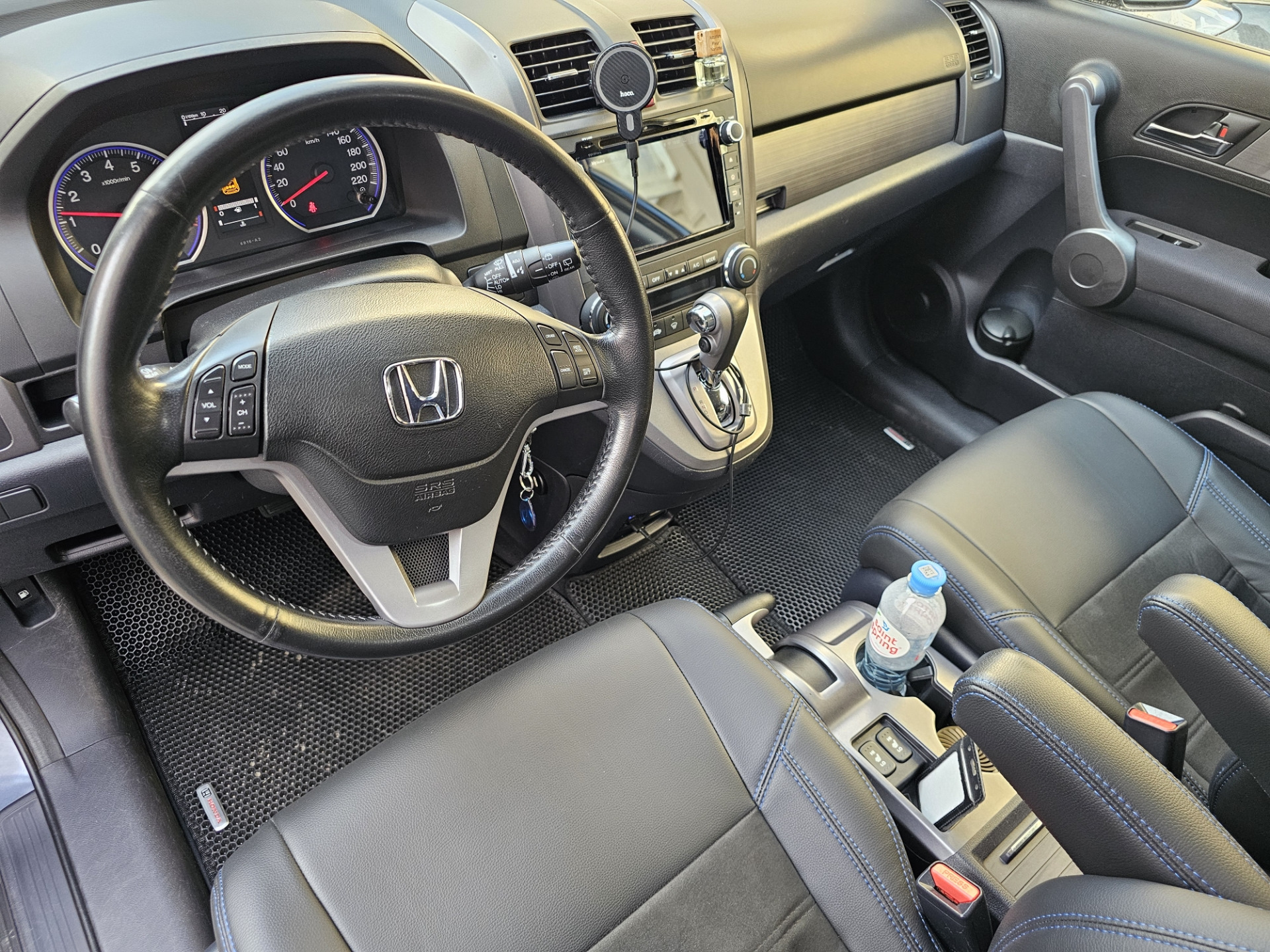 Коврики в салон — Honda CR-V (RE), 2 л, 2008 года | стайлинг | DRIVE2