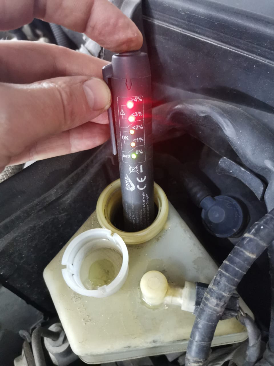 Всего по чуть — Mercedes-Benz C-Class (W203), 2 л, 2000 года | визит на ...