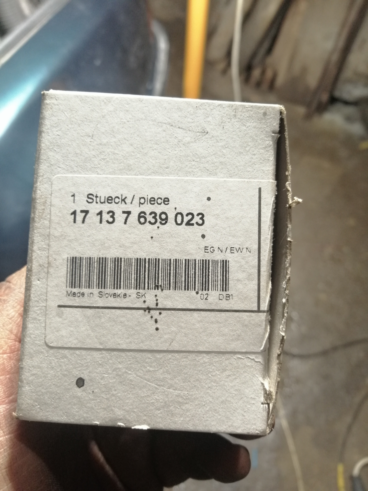 Заменил расширительный бачек, пробку и охлаждайку — BMW 7 series (E38 ...