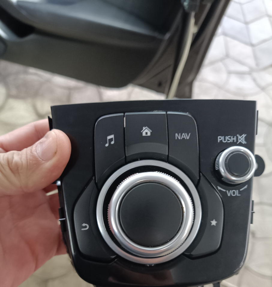 Джойстик управления штатной магнитолы на Mazda 3 (3G) BM. Б/у | 11 000 ...