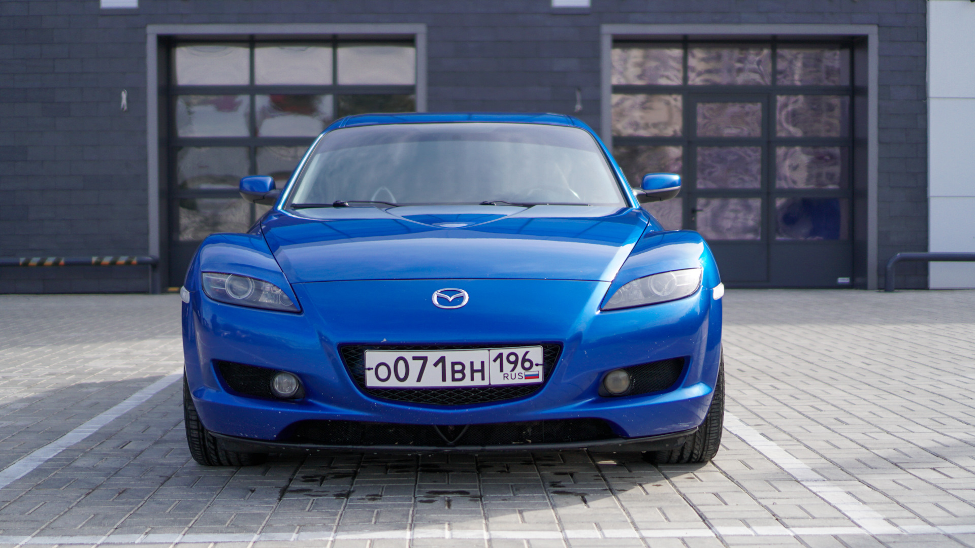 Mazda RX-8 4.0 бензиновый 2003 | V8 на DRIVE2