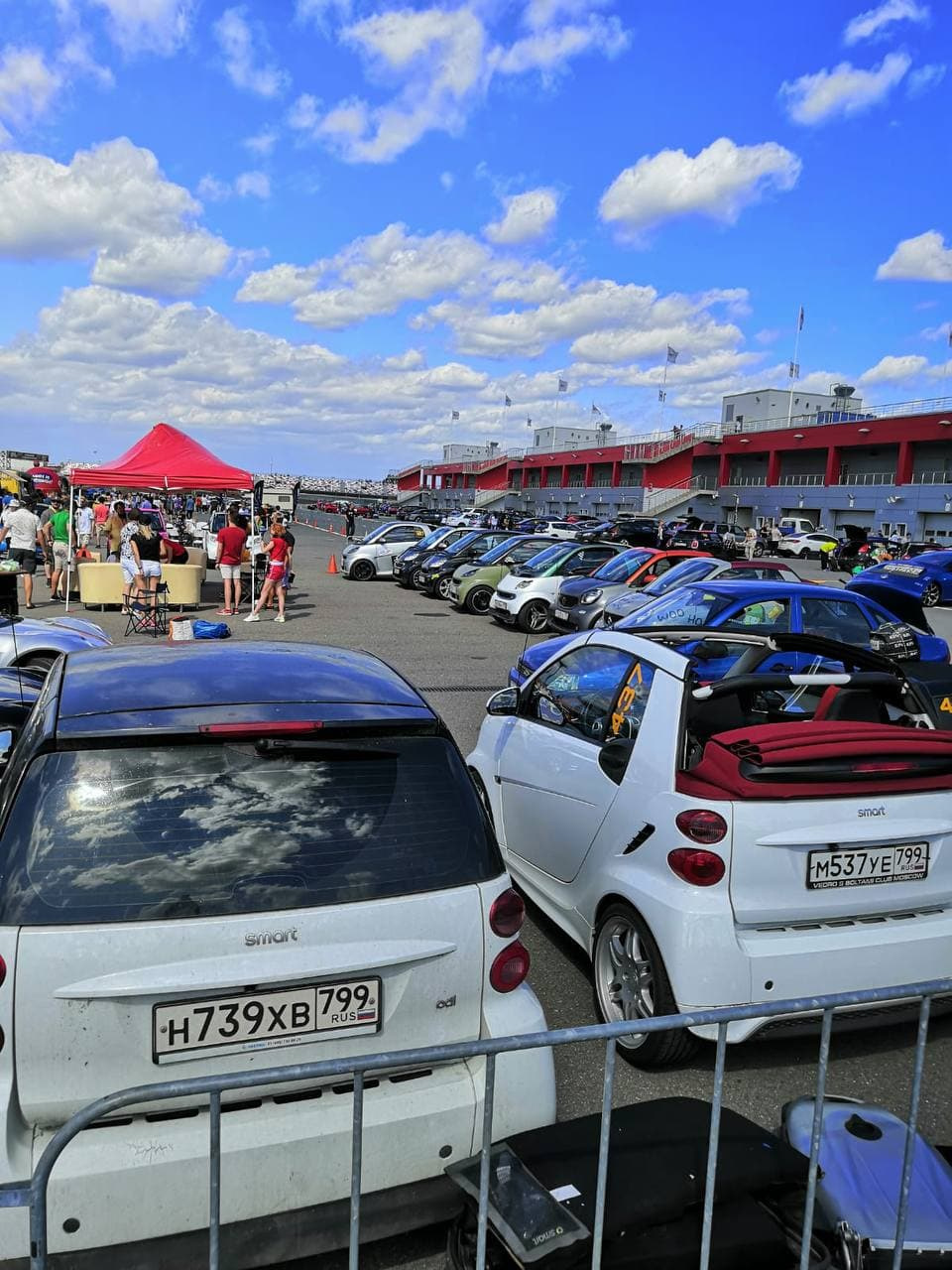 Smart Fest на MoscowRaceway 31.07.21. МНОГАФОТОК — Smart Roadster, 0,7 ...
