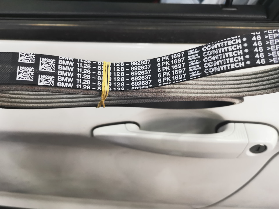 Крышка, чистка впуска, ремень и натяжитель — BMW X3 (F25), 3 л, 2013 ...