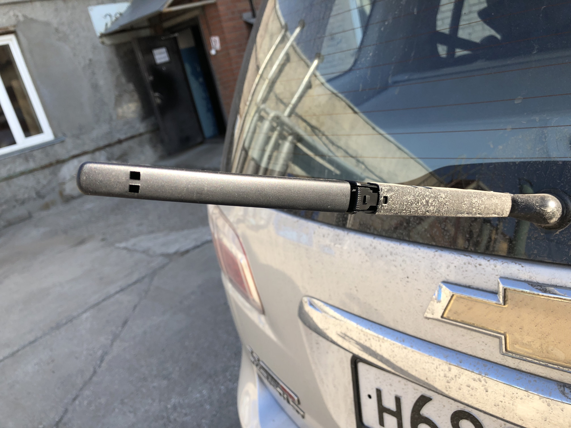 Увольнение дворников :) — Chevrolet TrailBlazer (2G), 2,8 л, 2014 года ...