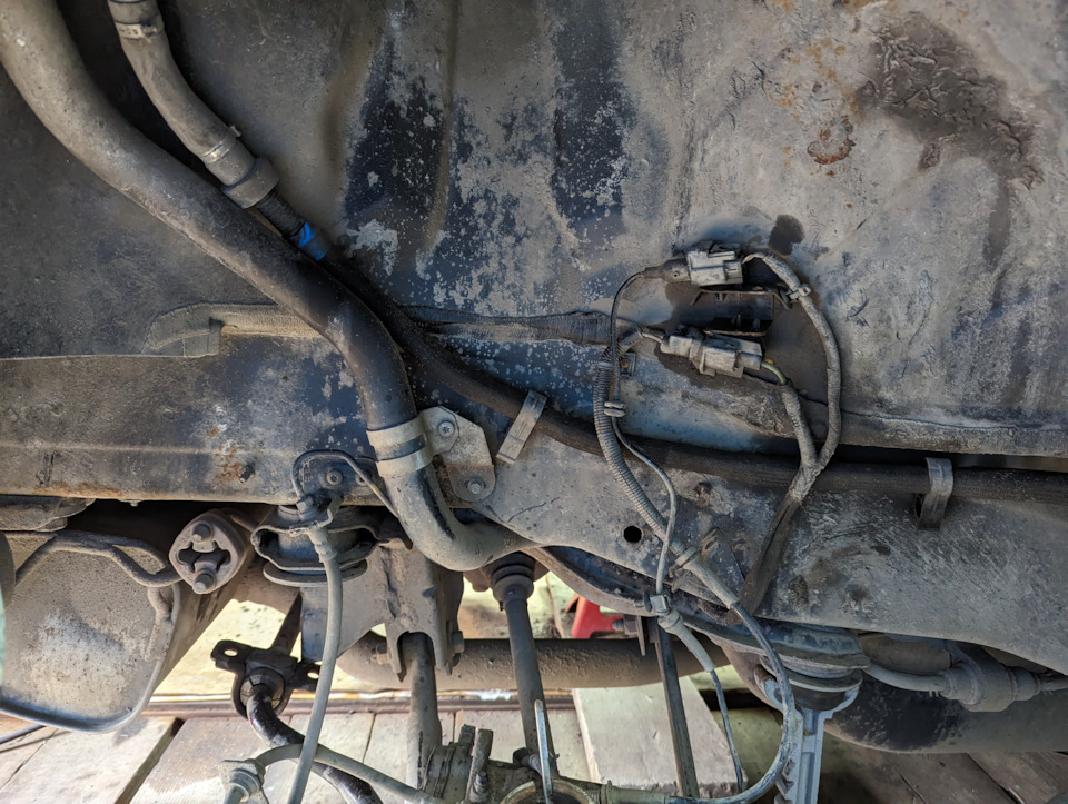 Замена задних опор, амортизаторов и других деталей подвески — Land ...