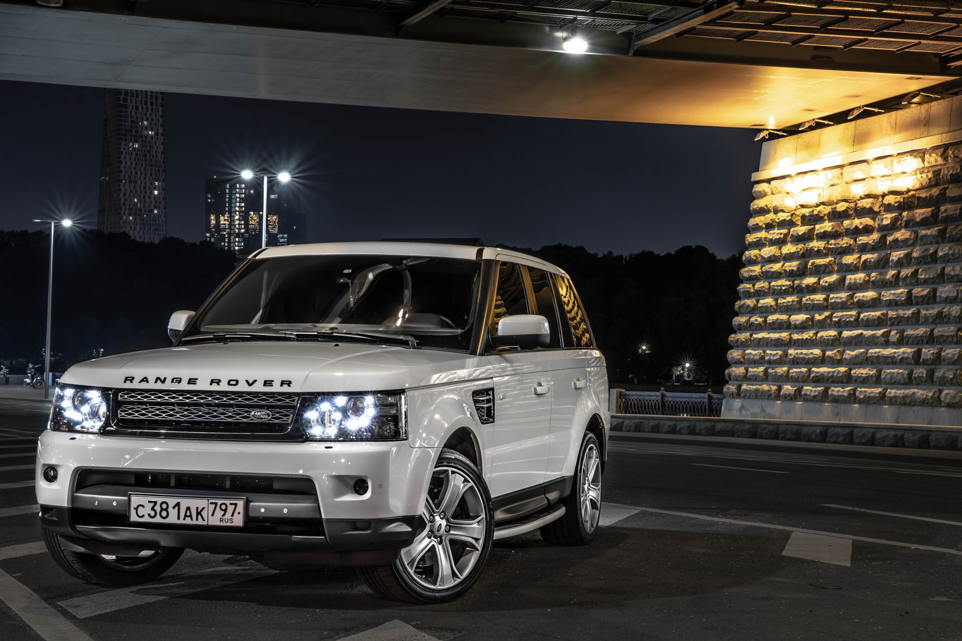 Фотосессия) — Land Rover Range Rover Sport (1G), 5 л, 2011 года ...