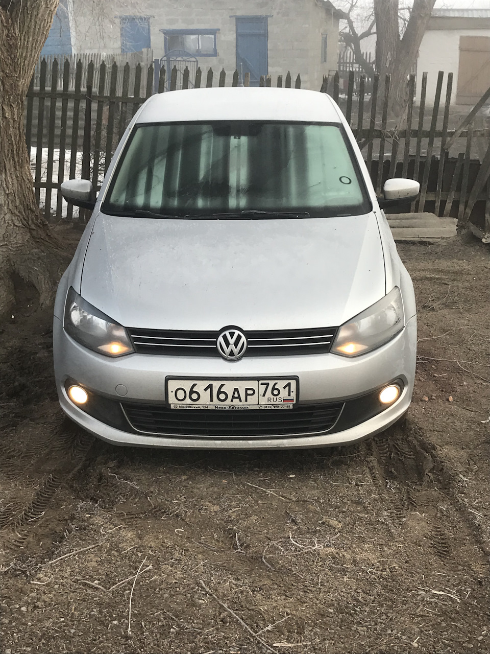 Лампочки в габариты!) — Volkswagen Polo Sedan, 1,6 л, 2011 года ...