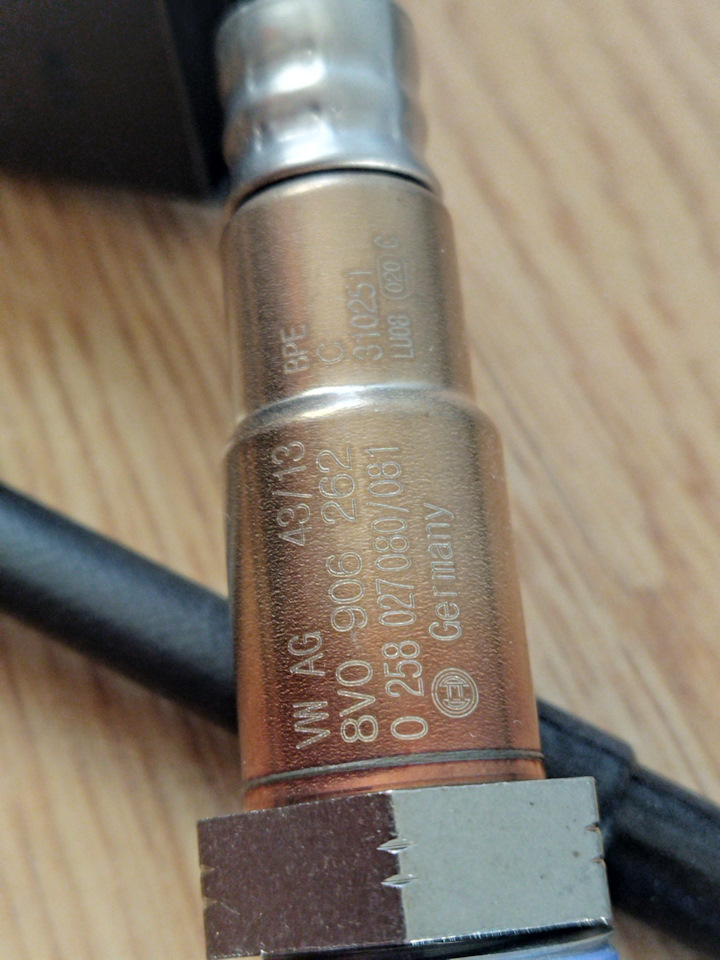 Датчик лямбда зонд 8V0906262C новый оригинал на Audi A3 Sedan (8V ...