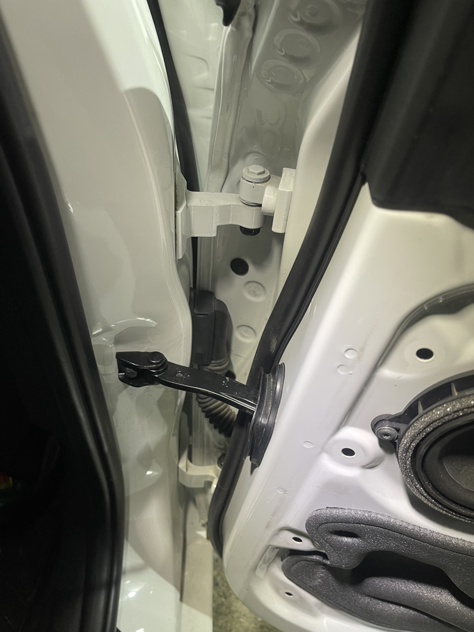 Устранение недостатков по дверям — BMW 3 series (F30), 2 л, 2013 года ...